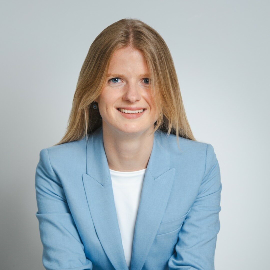 Demi Visser - LINK Advocaten EN